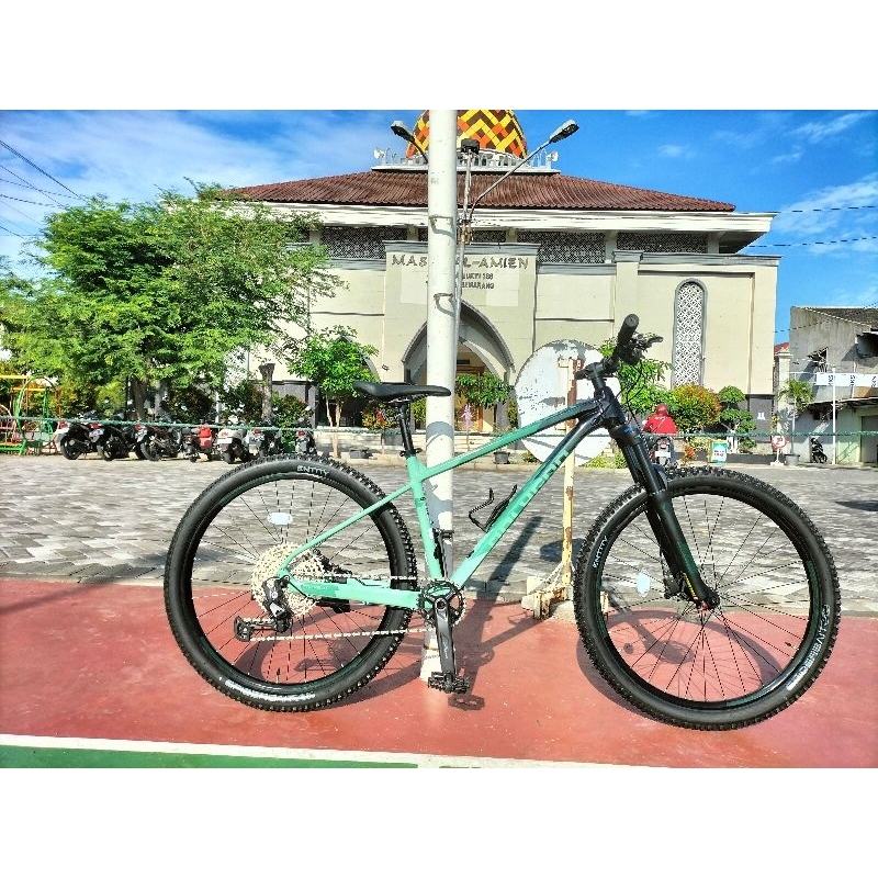 Jual SEPEDA POLYGON XTRADA 6 SEPEDA POLYGON SECOND SEPEDA SEMARANG MULUS | Shopee Indonesia