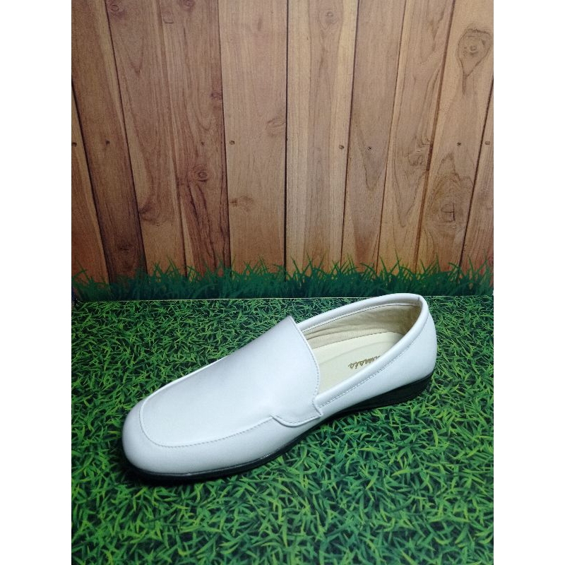 Jual sepatu Eramsis Perawat, sepatu pantofel wanita, sepatu Bigsize ...