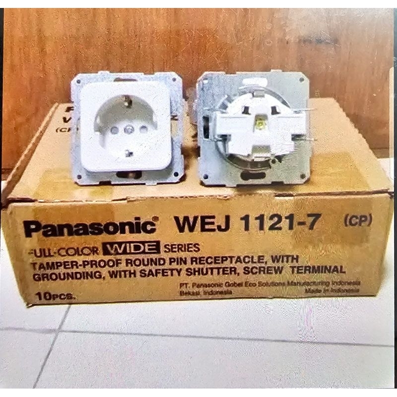 Jual PANASONIC MATA STOP KONTAK (CP) DENGAN GROUNDING WEJ1121-7 PUTIH ...