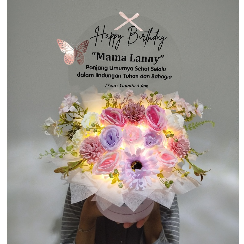 Jual [TIDAK PO] Papan Bunga Akrilik TRANSPARANT KUPU | Bloombox akrilik ...