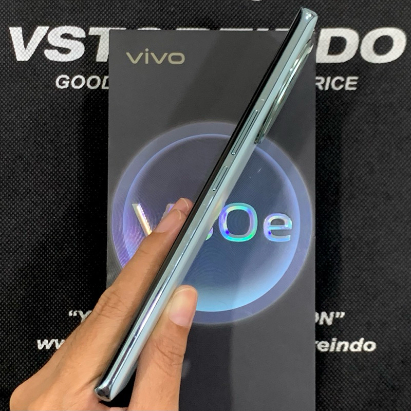 Jual Vivo V30E 5G 8/256 GB Garansi Resmi Indonesia Second Bekas Original | Shopee Indonesia