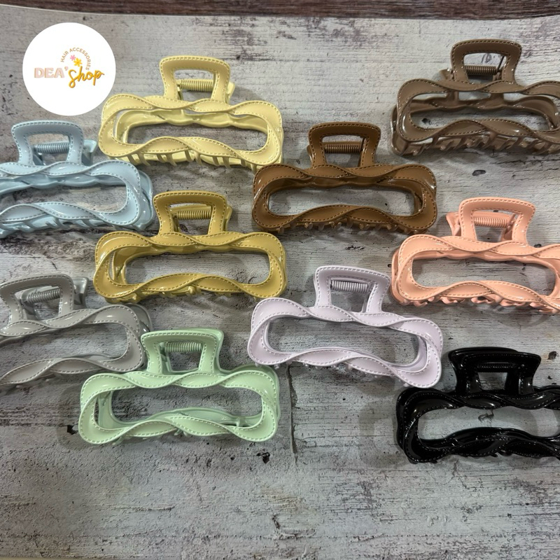 Jual Model Baru !! Jepit Rambut Korean Style Besi Model Kotak Twist ...