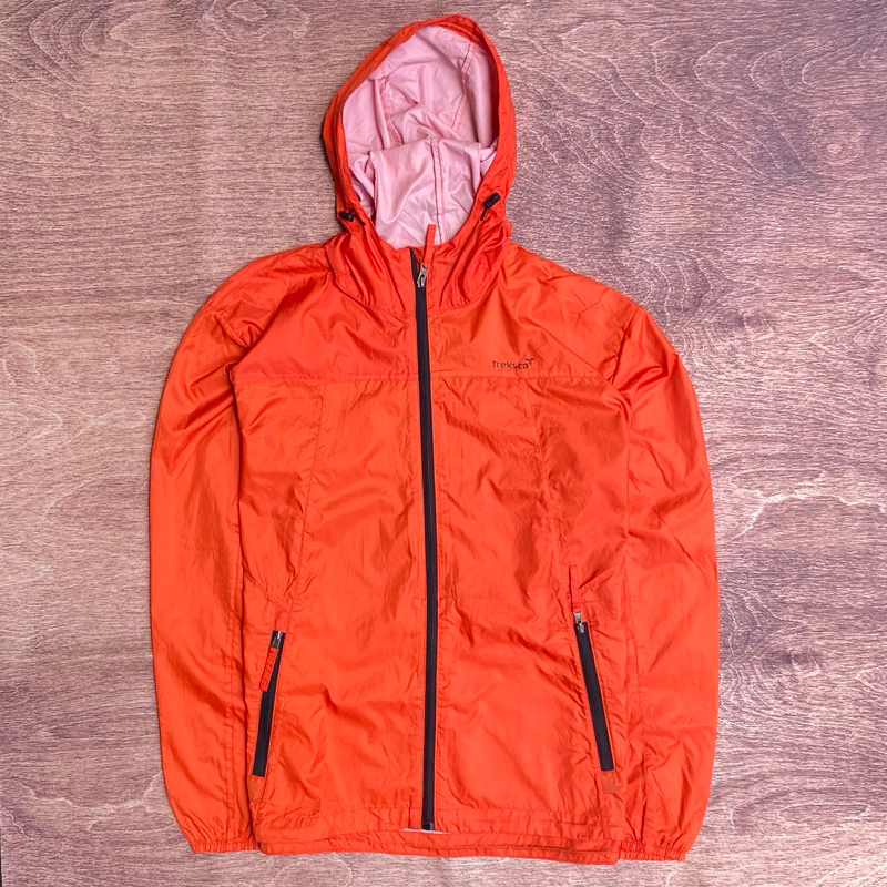 Jual TREKSTA RUNNING JACKET PACKABLE WATERPROOF | Shopee Indonesia