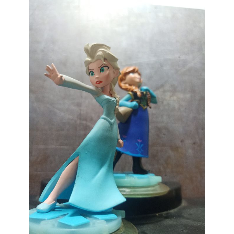 Jual Figure Movie Disney Frozen Character Princess Elsa and Anna Disney ...