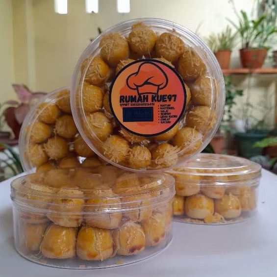 Jual KUE NASTAR PLATINUM LEMBUT FULL NANAS ASLI (-+300gr) | Shopee ...