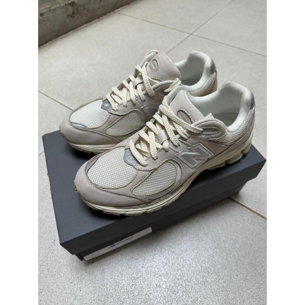 Jual New Balance 2002R Original Bekas Review 42 Linen Fog and Sea Salt ...