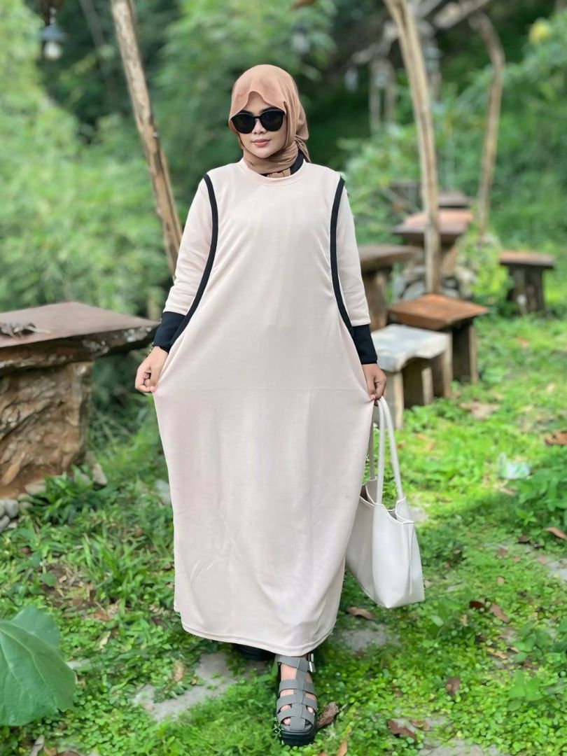 Jual Lokal By AJEK.K - Sonia Dress Strip Hitam Elegant Bahan Knit ...