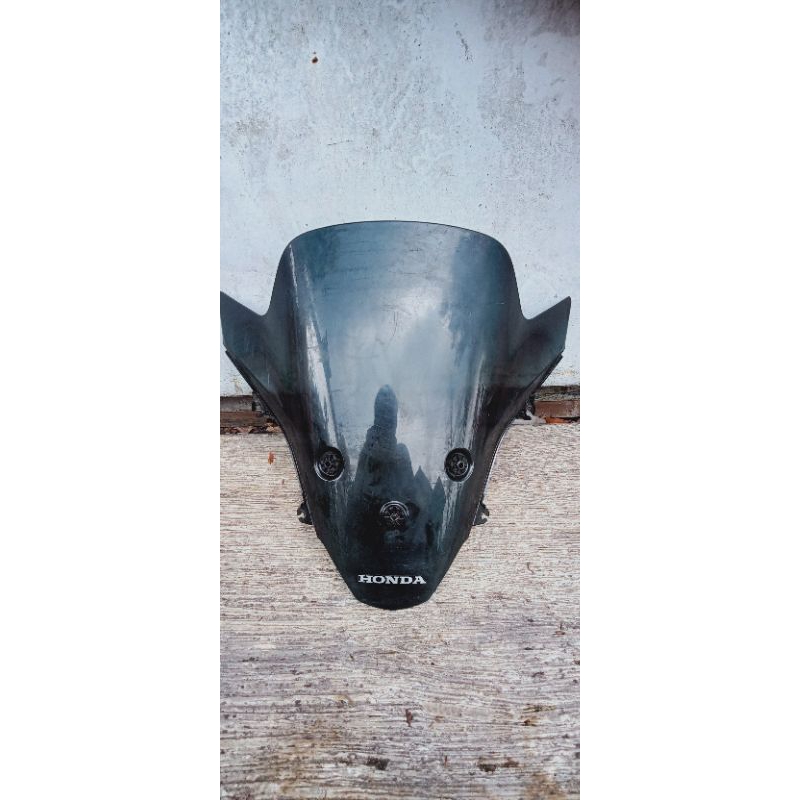 Jual visor PCX 160 windshield PCX 160 bekas original copotan/visor ...
