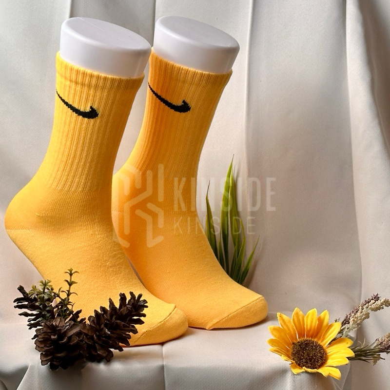 Jual Kaos Kaki Panjang Nike Warna Kuning - KINSIDE | Shopee Indonesia