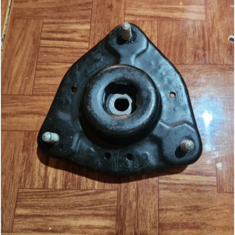 Jual Karet support shock depan toyota innova zenix asli | Shopee Indonesia