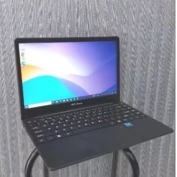 Jual Laptop Ro Comp Max One, Core i5-8259U, Gen 8 thRam 8/512Gb ...