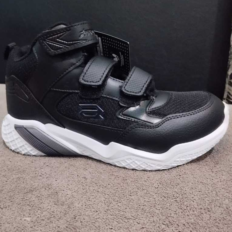 Jual Pro Att GLT V3 sepatu anak anak sepatu magnet warna Hitam Polos ...