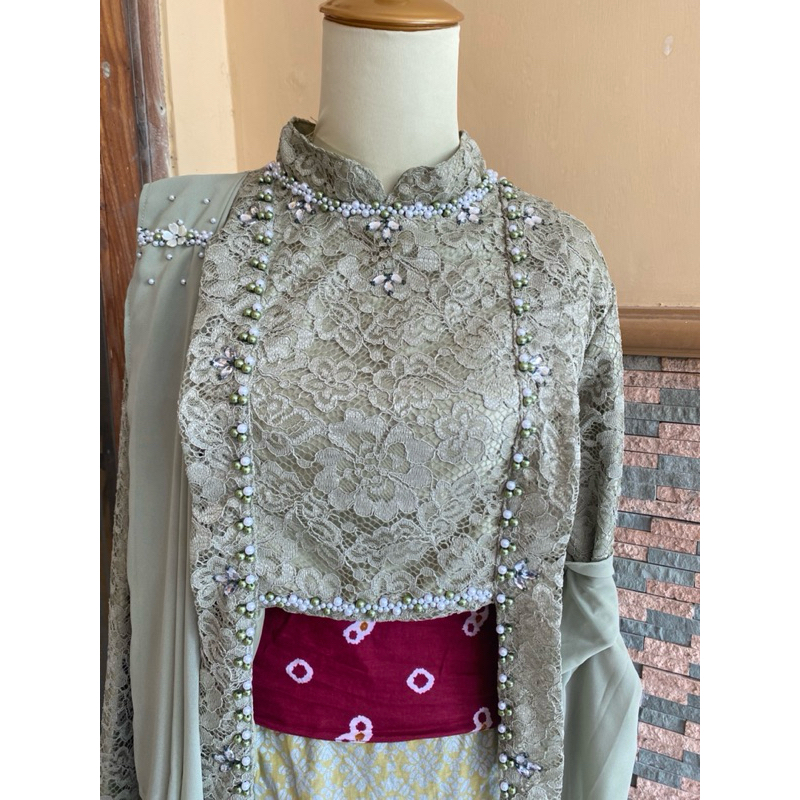 Jual Kebaya Satu Set Wisuda| Kebaya kutu baru | kebaya modern| Kebaya Satu Set-Kebaya sage ...
