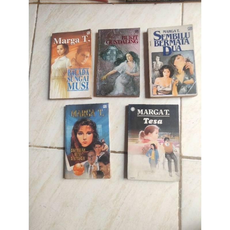 Jual Cabutan Buku Novel karya Marga T.: BALADA SUNGAI MUSI, BUKIT ...