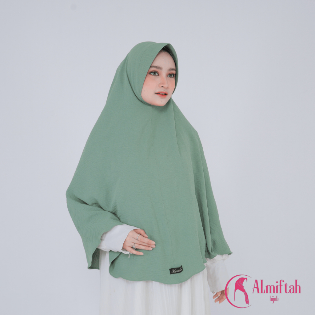 Jual 𝗮𝗹𝗺𝗶𝗳𝘁𝗮𝗵 𝗵𝗶𝗷𝗮𝗯-HIJAB INSTAN BERGO PED POLOS CRINKLE SIZE XL/HIJAB TERBARU/HIJAB TRENDING ...
