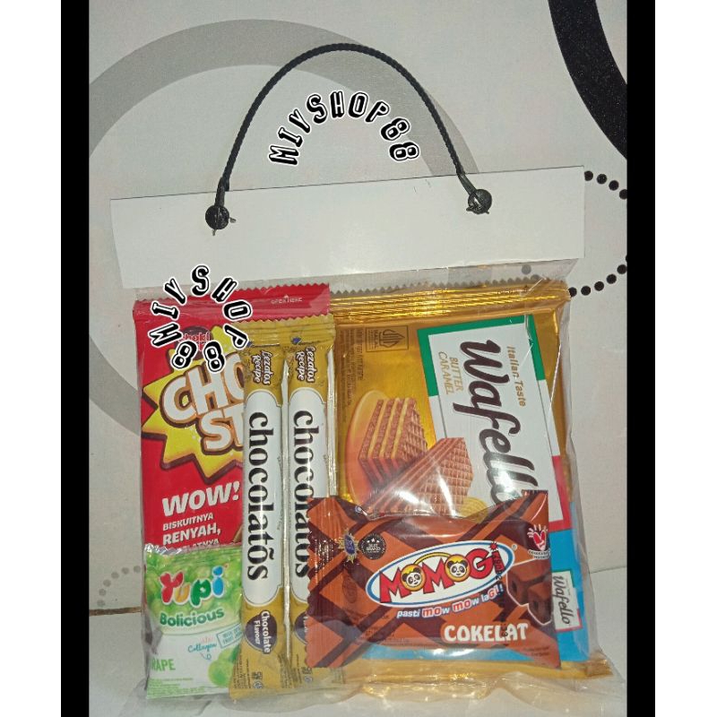 Jual Paket Snack 2 / Paket Snack Anak Paket Snack Lebaran Hampers Snack ...