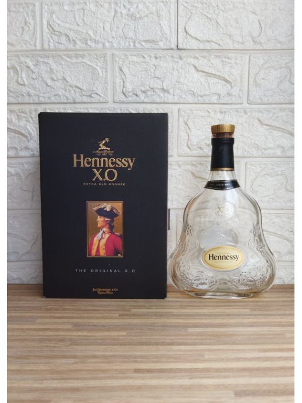 Jual Botol Kosong Hennessy XO 700ml | Shopee Indonesia