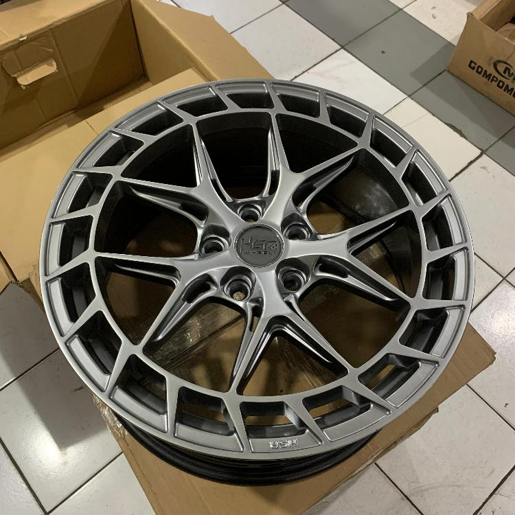 Jual Velg HSR Original New Model R18 Warna Hyper Black Untuk Pcd 5X114 ...