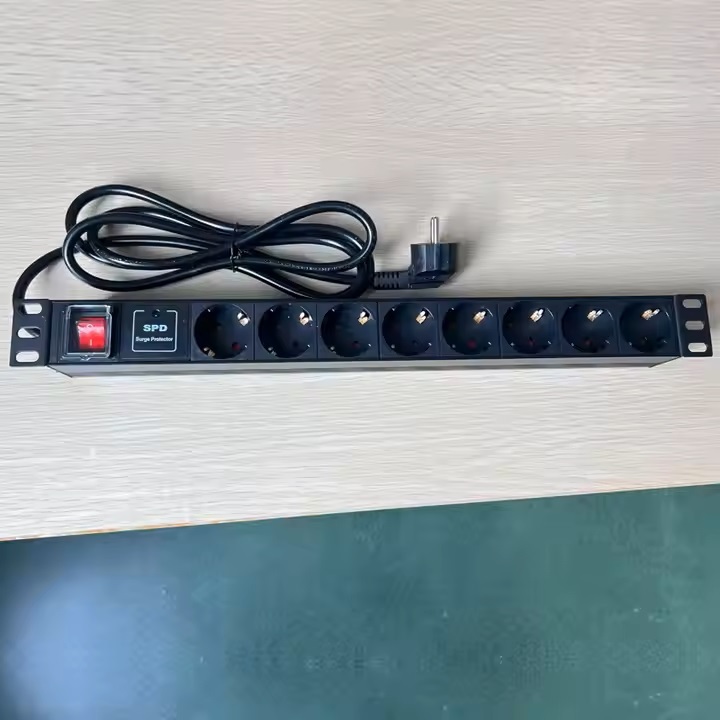 Jual PDU 8 port SPD power distribusion unit 8 socket surge protector ...