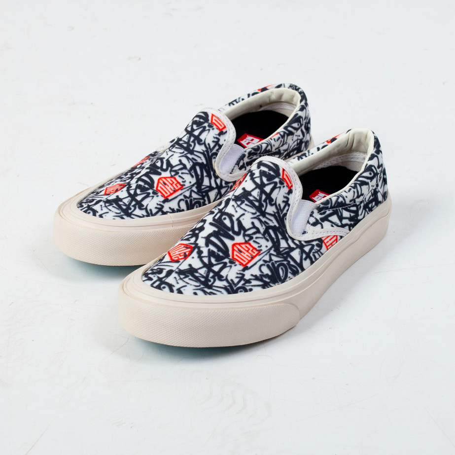 Jual Sepatu Slip On Full Grafitty Sepatu Casual Seakers Slip-on Sepatu ...