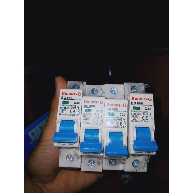 Jual (dari tangerang) MCB BRIGHT G PLN BIRU PLN 1P 1PHASE 1 PHASE 2A 4A ...