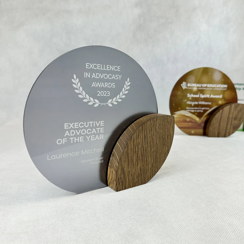 Jual Trophy Kayu Custom (Tipe-22) | Piala Kayu Custom | Plakat Kayu ...