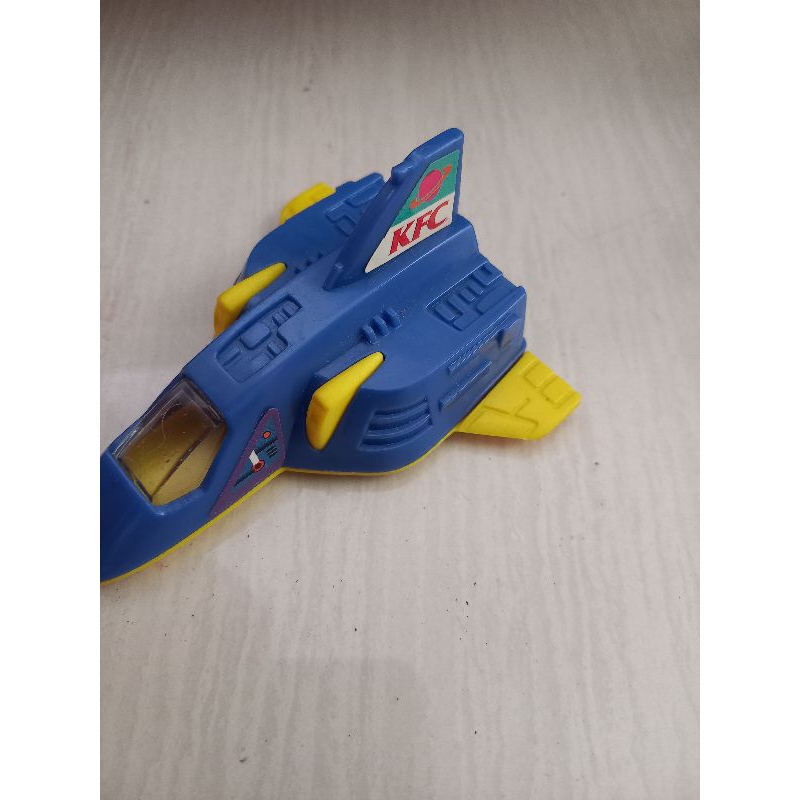 Jual KFC Mainan Model Aeroplanes pesawat ruang angkasa plane toys ...