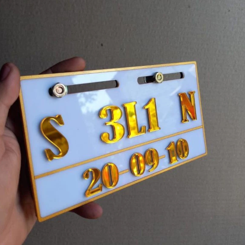 Jual Plat Sepeda Listrik Custom Nama Bahan Akrilik Huruf Timbul Warna ...