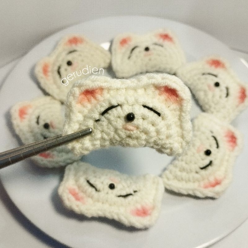 Jual Samoyed Keychain Dumpling Ver. (. ) (crochet) | Shopee Indonesia