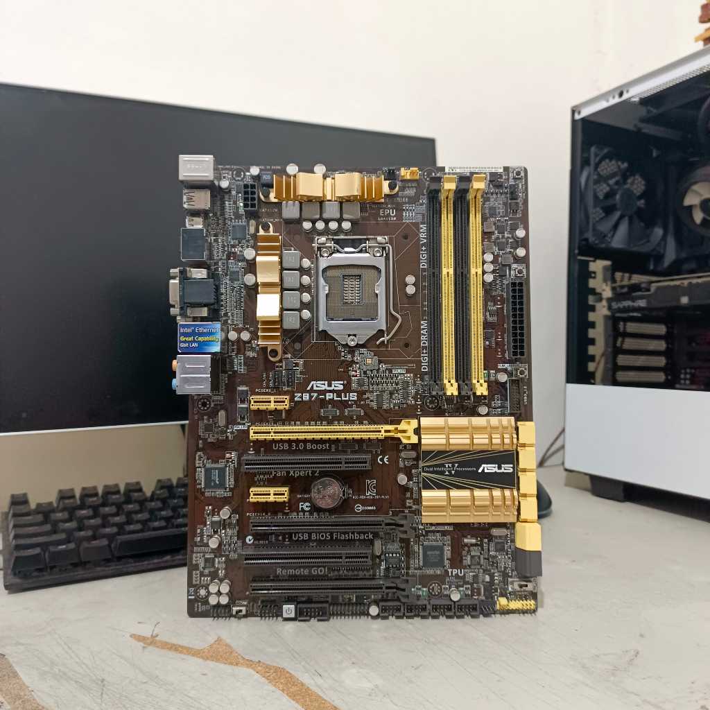 Jual Motherboard Asus Z87 Socket LGA 1150 CPU Max Intel i7 4790K ...