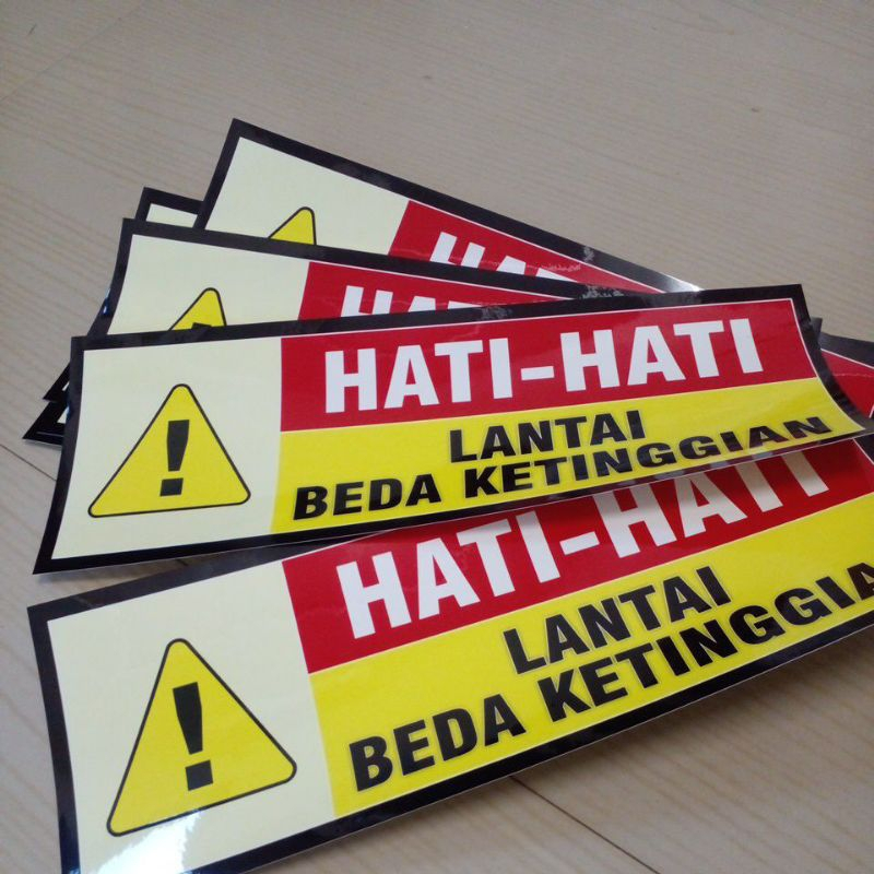 Jual Stiker Keselamatan hati-hati Lantai Beda Ketinggian | Shopee Indonesia