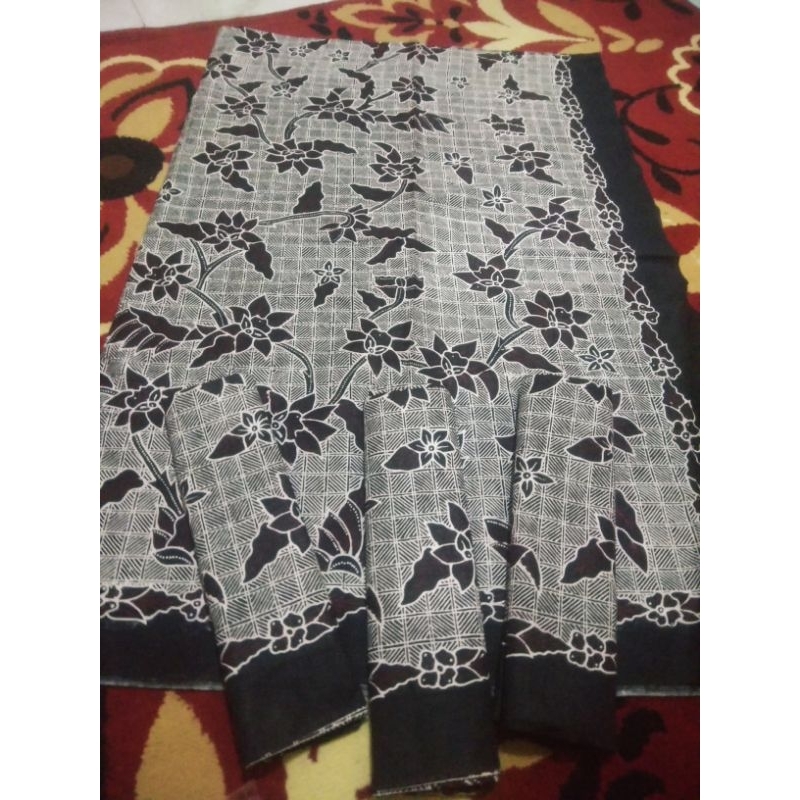 Jual Kain Batik Asli Salem Brebes Motif Giribig | Shopee Indonesia