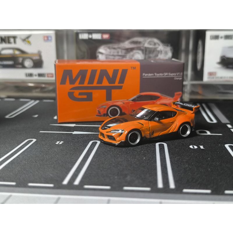 Jual Paket MINI GT Toyota Supra Mk5 orange and blue | Shopee Indonesia