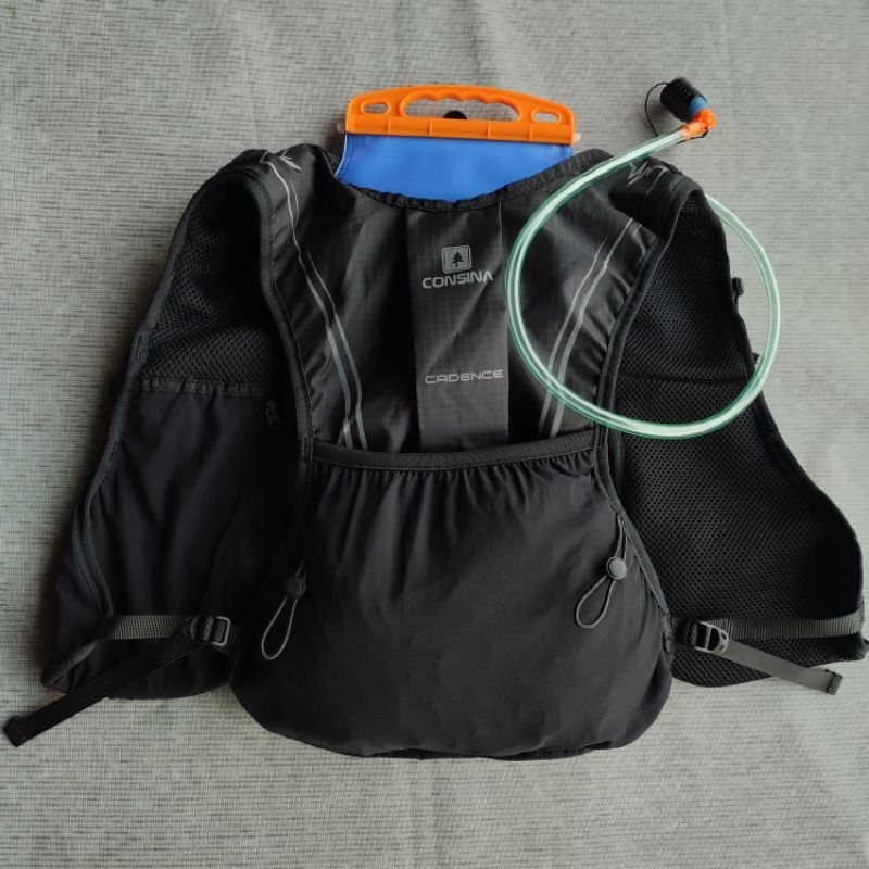 Jual RUNNING VEST CADENCE CONSINA HYDROPACK WATER BLADER | Shopee Indonesia