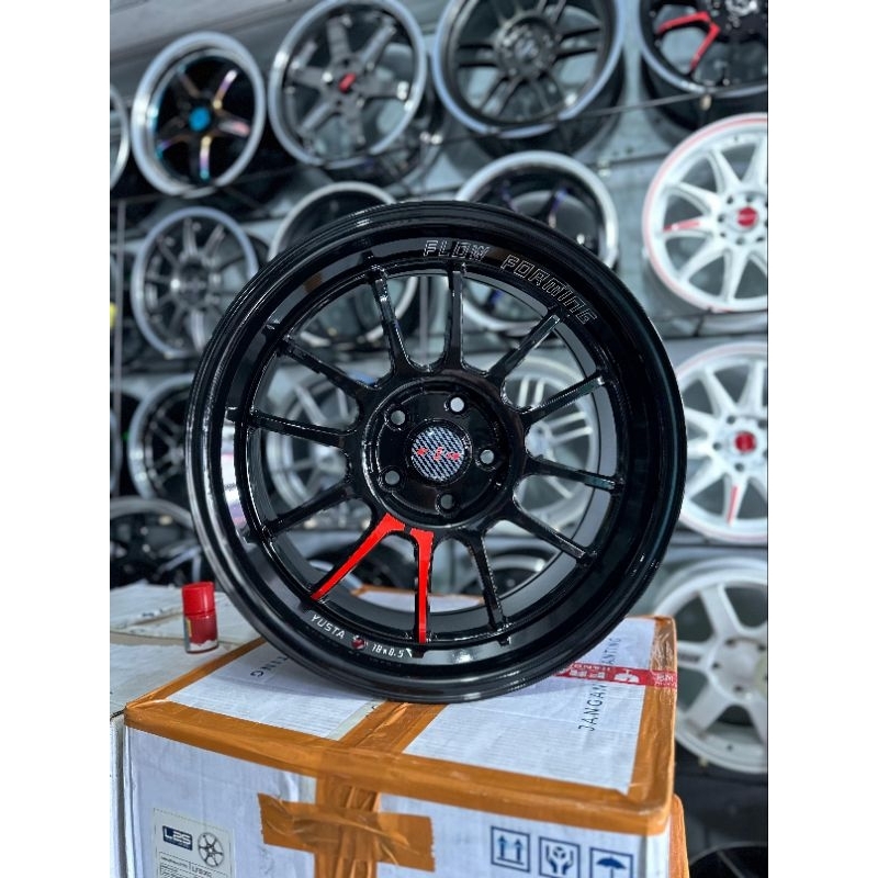Jual velg mobil venom flow forming by YUSTA r18 black glossy pcd 5x114 lebar 8,5 kondisi baru ...