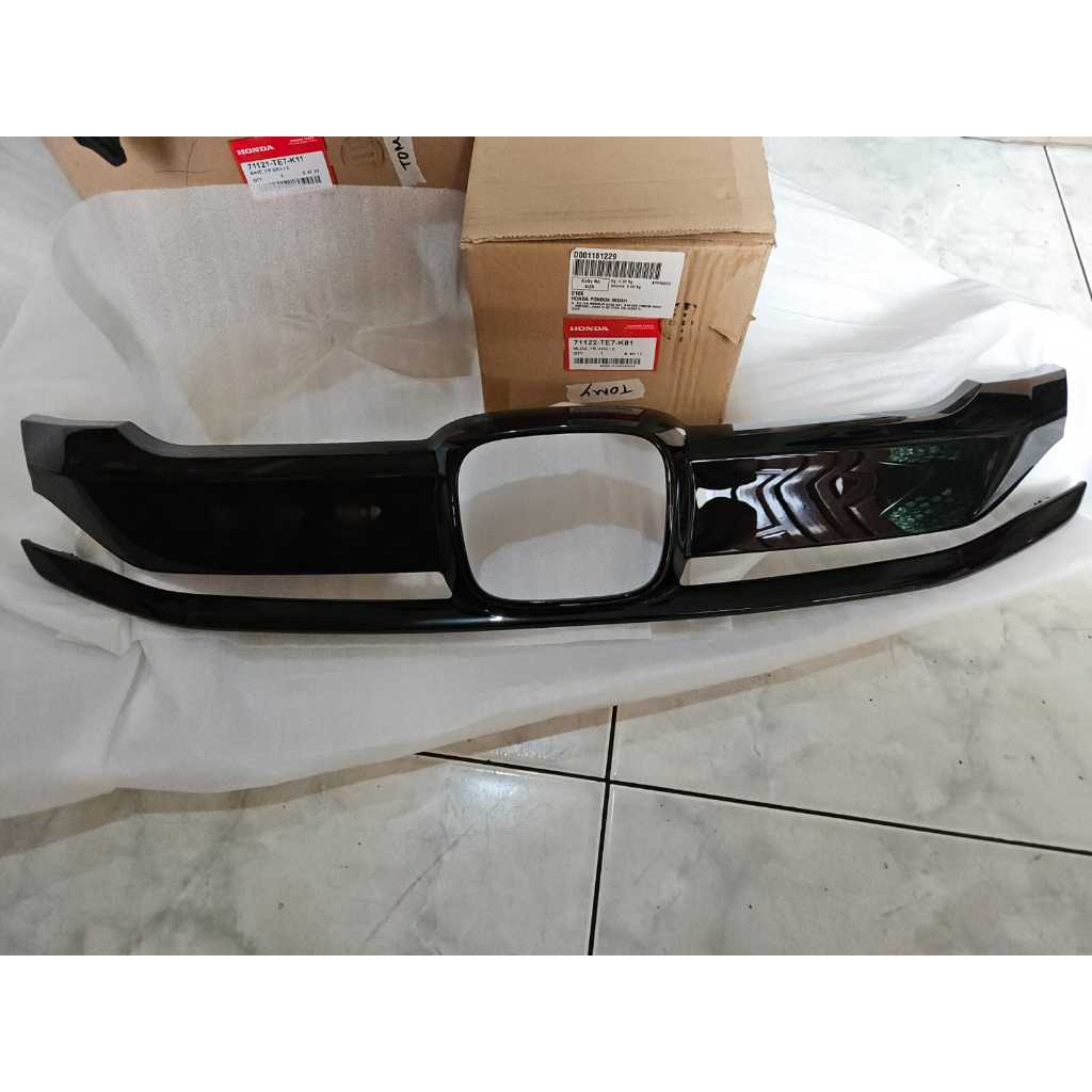 Jual list lis grill grille mobilio rs facelift 2017 2018 2019 2020 2021 ...