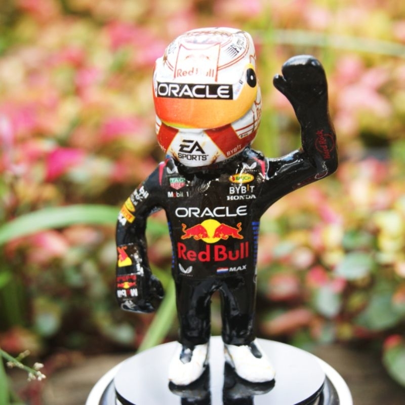 Jual miniatur figure f1 max verstappen 2024 v1 | Shopee Indonesia