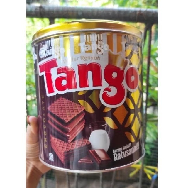 Jual TANGO COKLAT KALENG | Shopee Indonesia