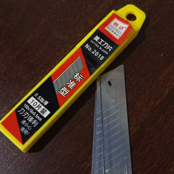 Jual Refill isi Cutter Besar Dida Tools 2018 per pcs | Shopee Indonesia