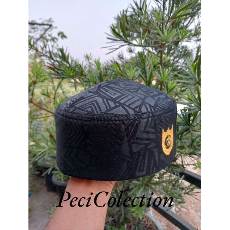 Jual Peci embos uj polos/logo bahan premium terlaris masa kini/peci uj ...