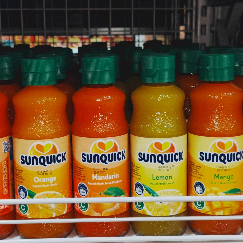 Jual Sunquick Orange/Mandarin/lemon/mango 330ml khusus instan | Shopee ...