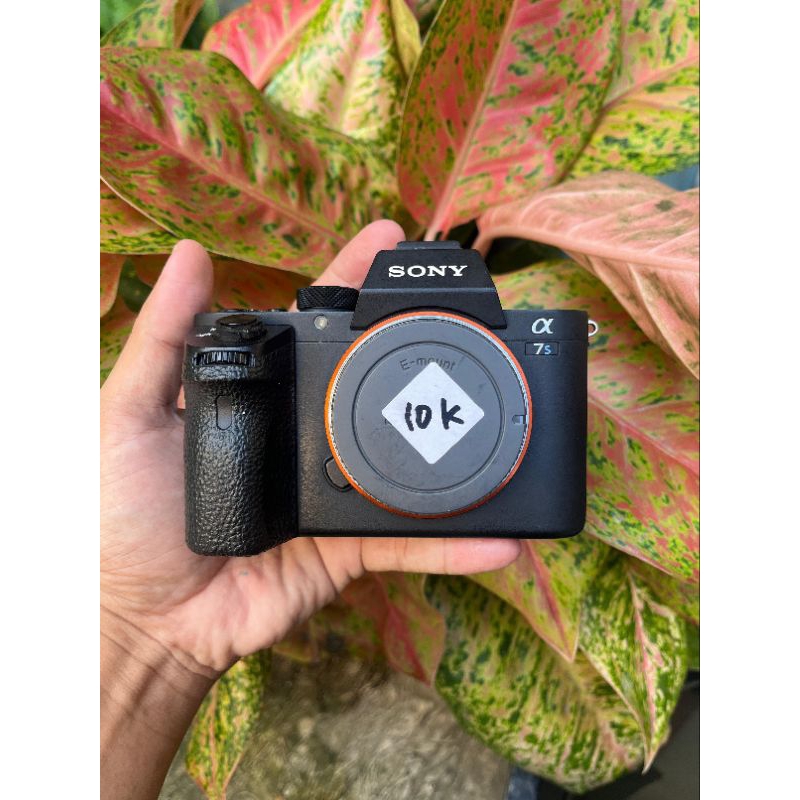 Jual Sony A7s Mark ii sc 10k Fullset Box + lensa kit | Shopee Indonesia
