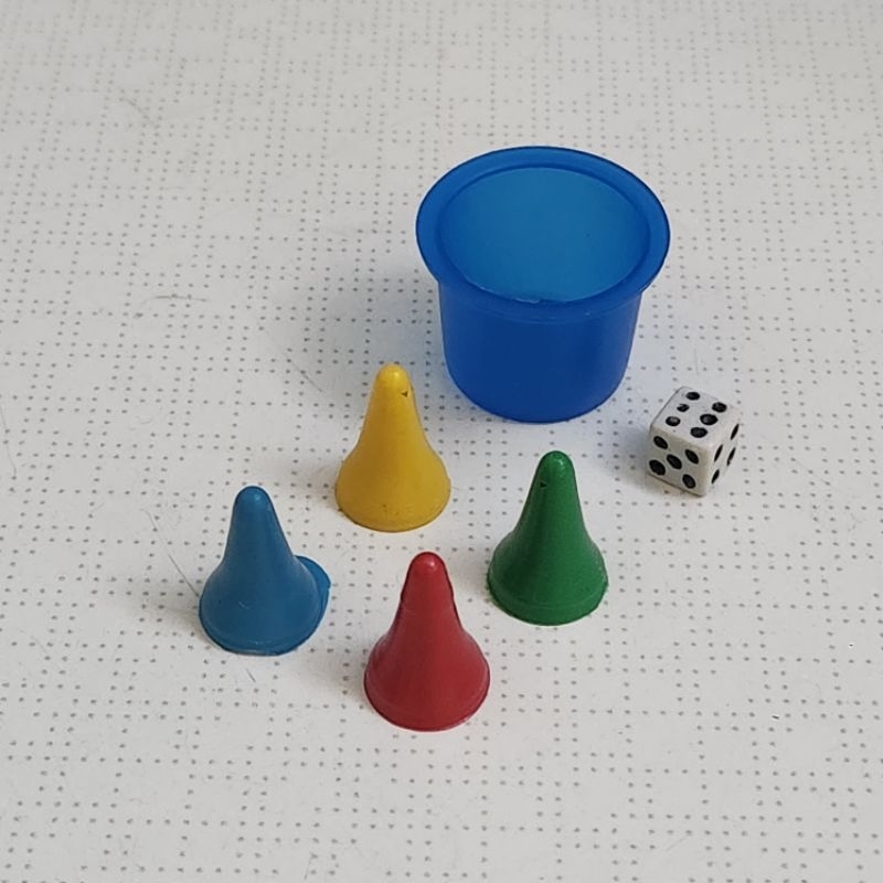 Jual Set Dadu dan Kocokan | Shopee Indonesia