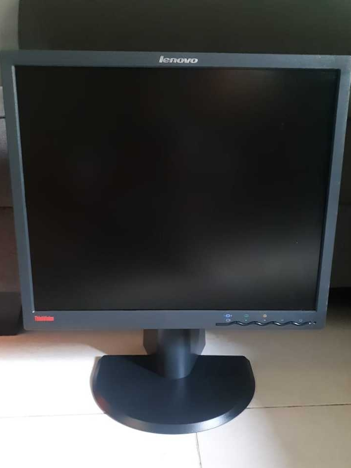 Jual MONITOR LCD/LED 19 INCH KOTAK SQUARE Cocok buat desain | Shopee ...