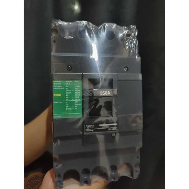 Jual MCCB Ezc 400N 3P 400A/350A/300A Schneider | Shopee Indonesia