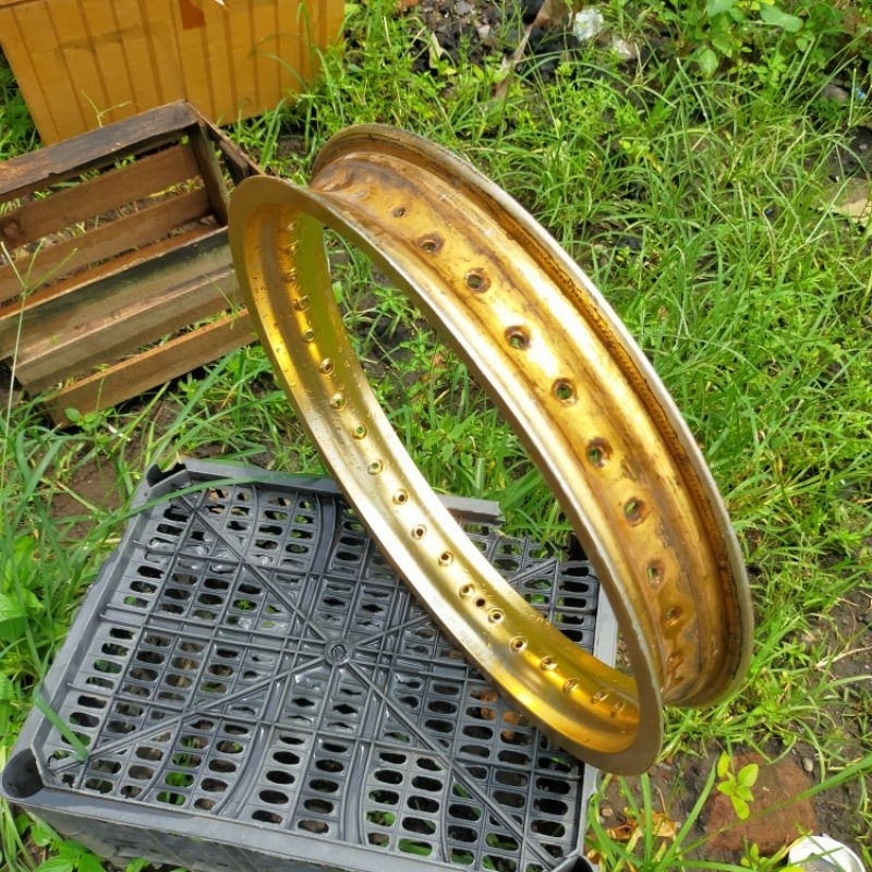 Jual Velg Veleg Velk PELK Alumunium Aloy Racing V Rossi Gold Ukuran 2. ...