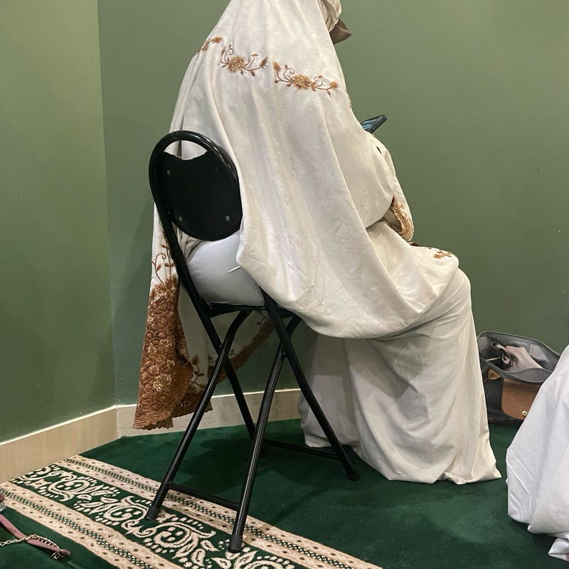 Jual AZKO ORI KRISBOW SOLEIL KURSI LIPAT SHOLAT / INFORMA ORI HABRA ...