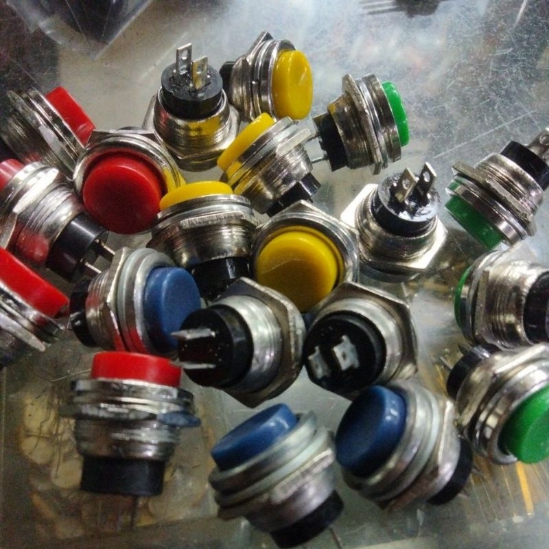 Jual PUSH ON BESI SAKLAR BESAR BUTTON BULAT 2 PIN | Shopee Indonesia