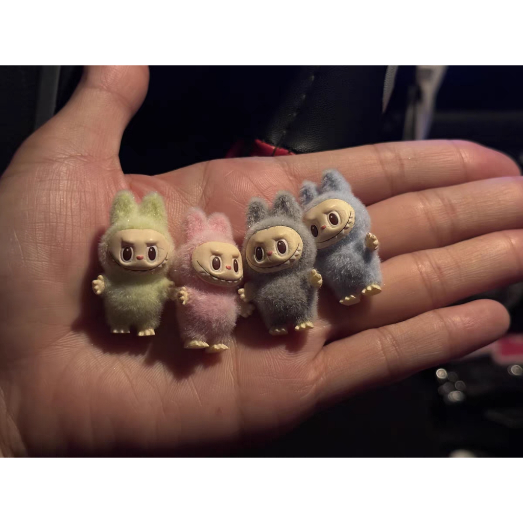 Jual LABUBU V1 Mini Labubu Ornament 3.5cm POP-MART Boneka Vinil Berdiri ...