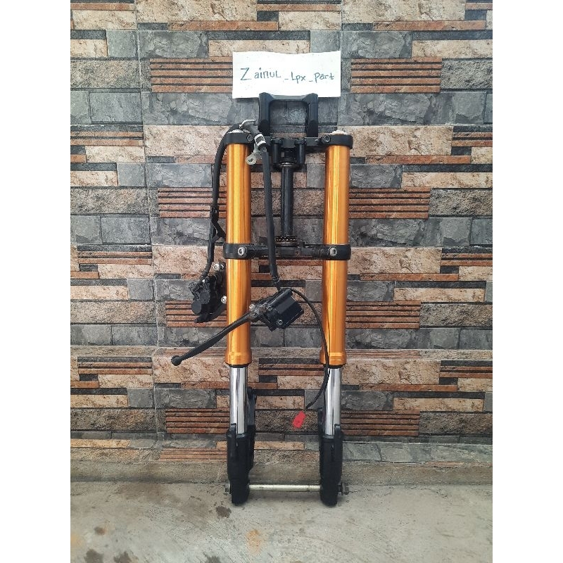 Jual shock USD Upsidown New R15 PNP Vixion old , Vixion R | Shopee ...